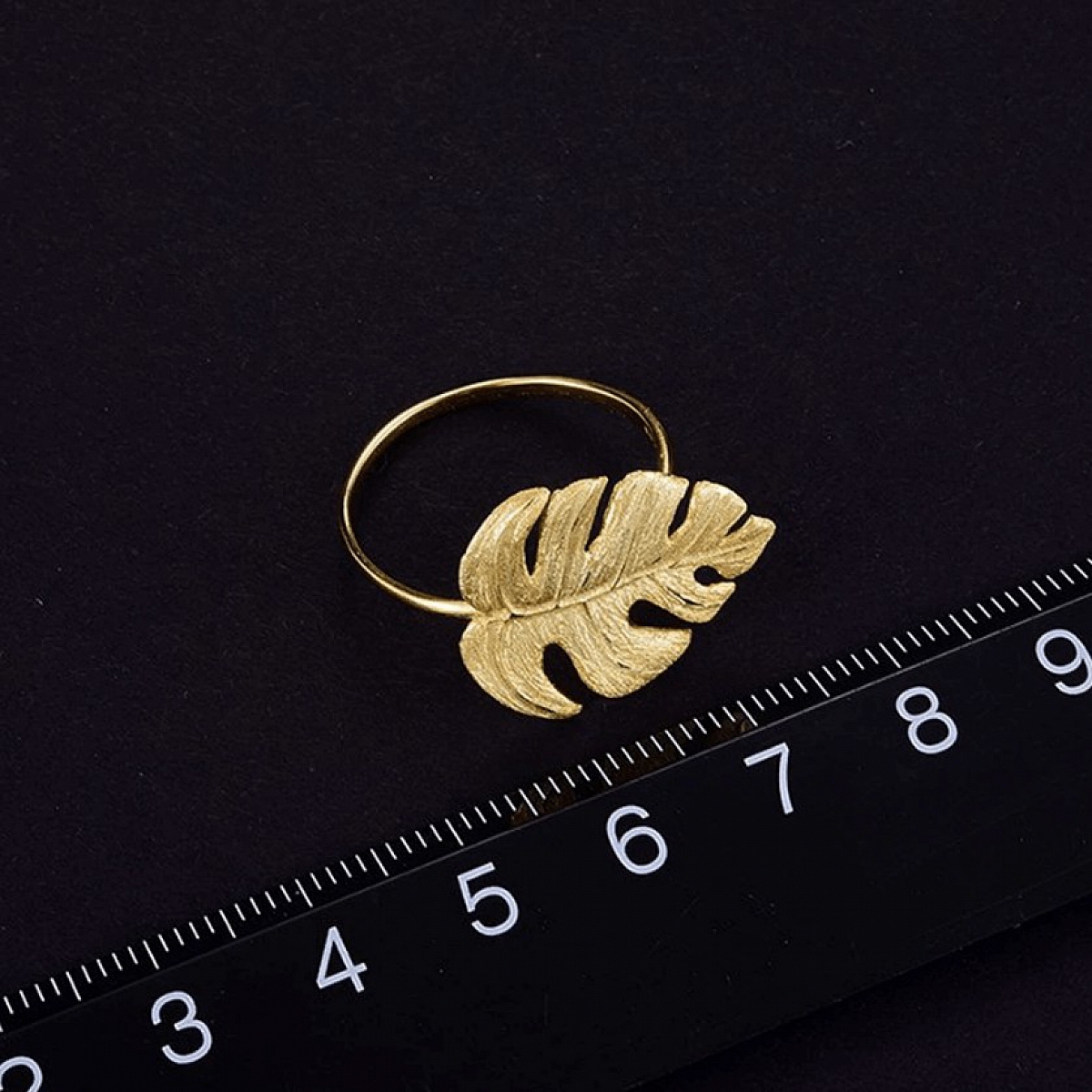 Monstera Leaf Ring PWB247 - Ring - PromiseIn